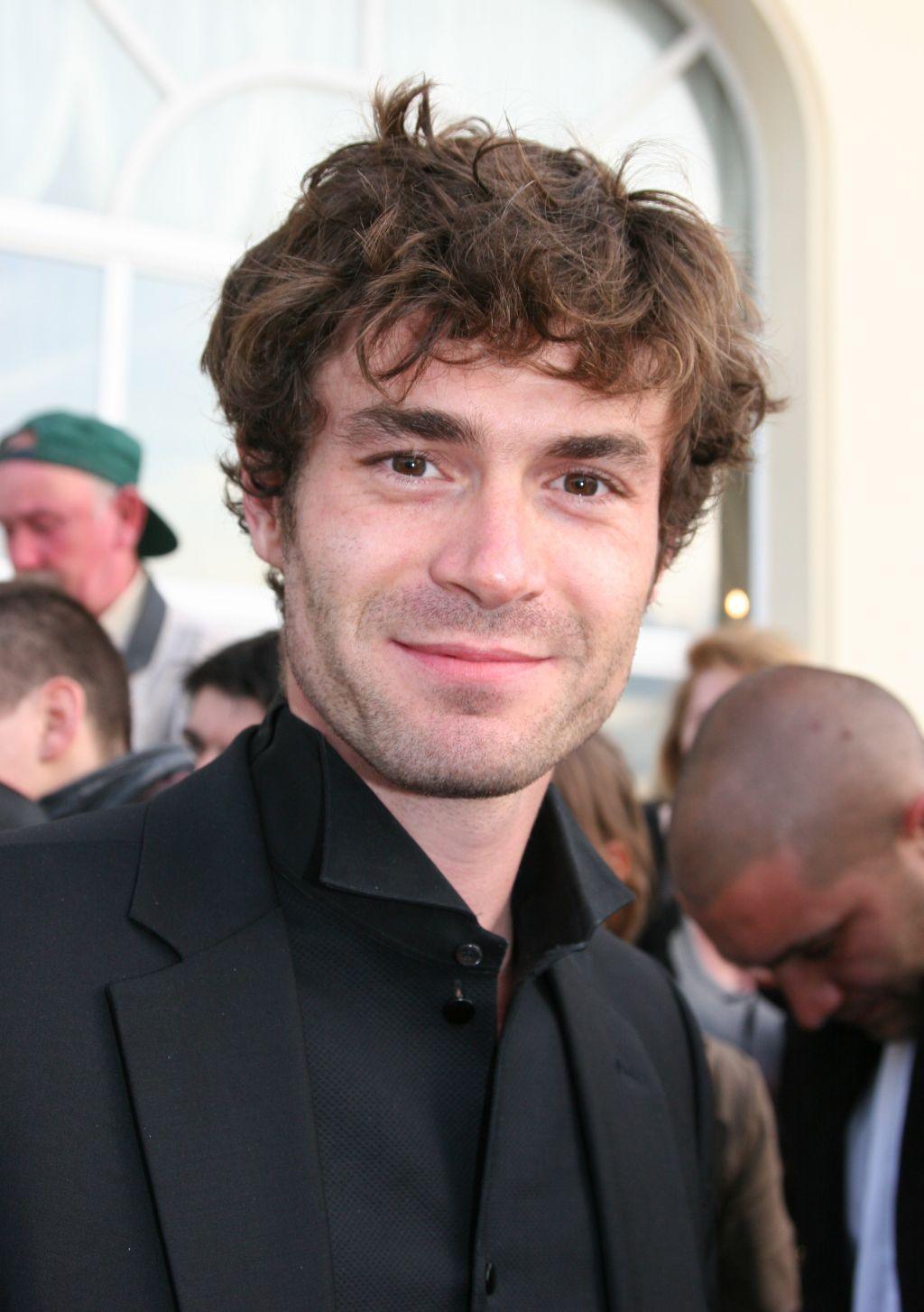 Classify Belgian actor Yannick Renier