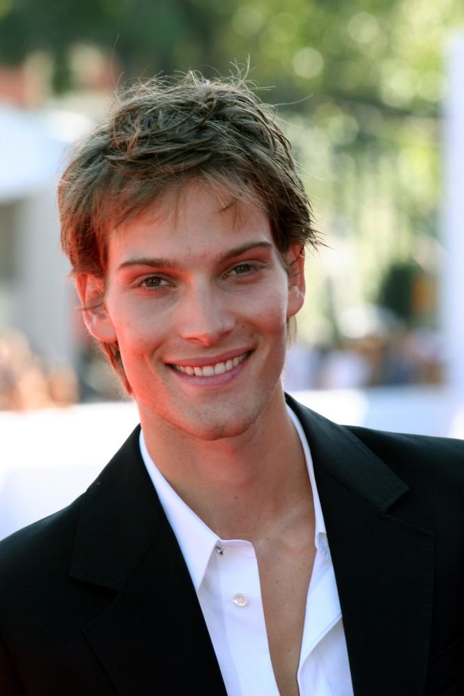 Photos (1/34) Andy Gillet - Comme Au Cinéma