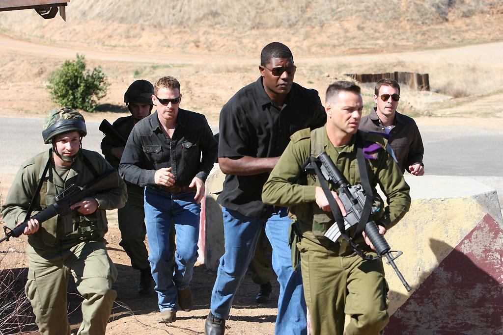 Photos (1/44) The Unit : Commando D'élite - Comme Au Cinéma